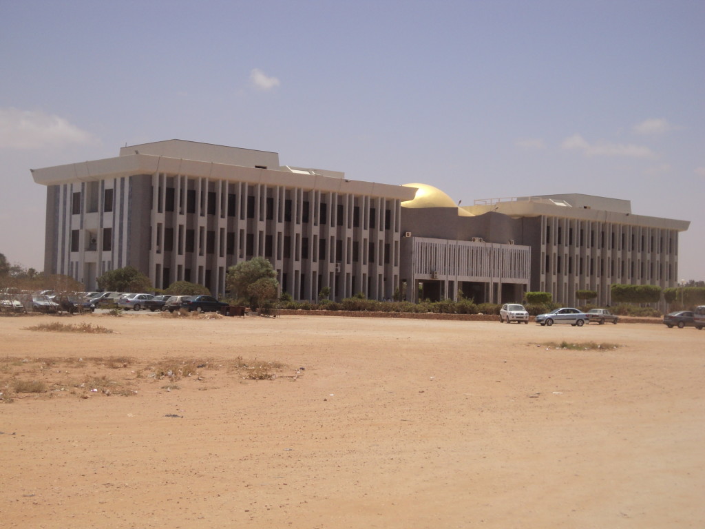 اجدابيا.. ندوة صناعة التخلف في ليبيا بين تعقيدات الواقع ورؤى المستقبل ...